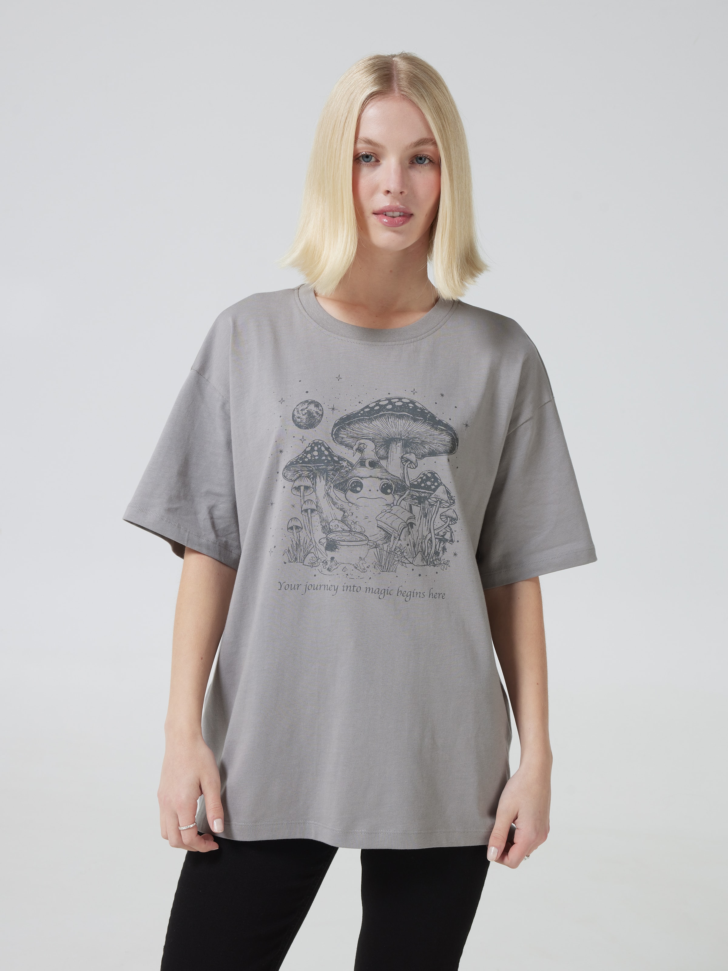Wizard Frog Oversized Tee Mystic Grey - Jay Jays Online