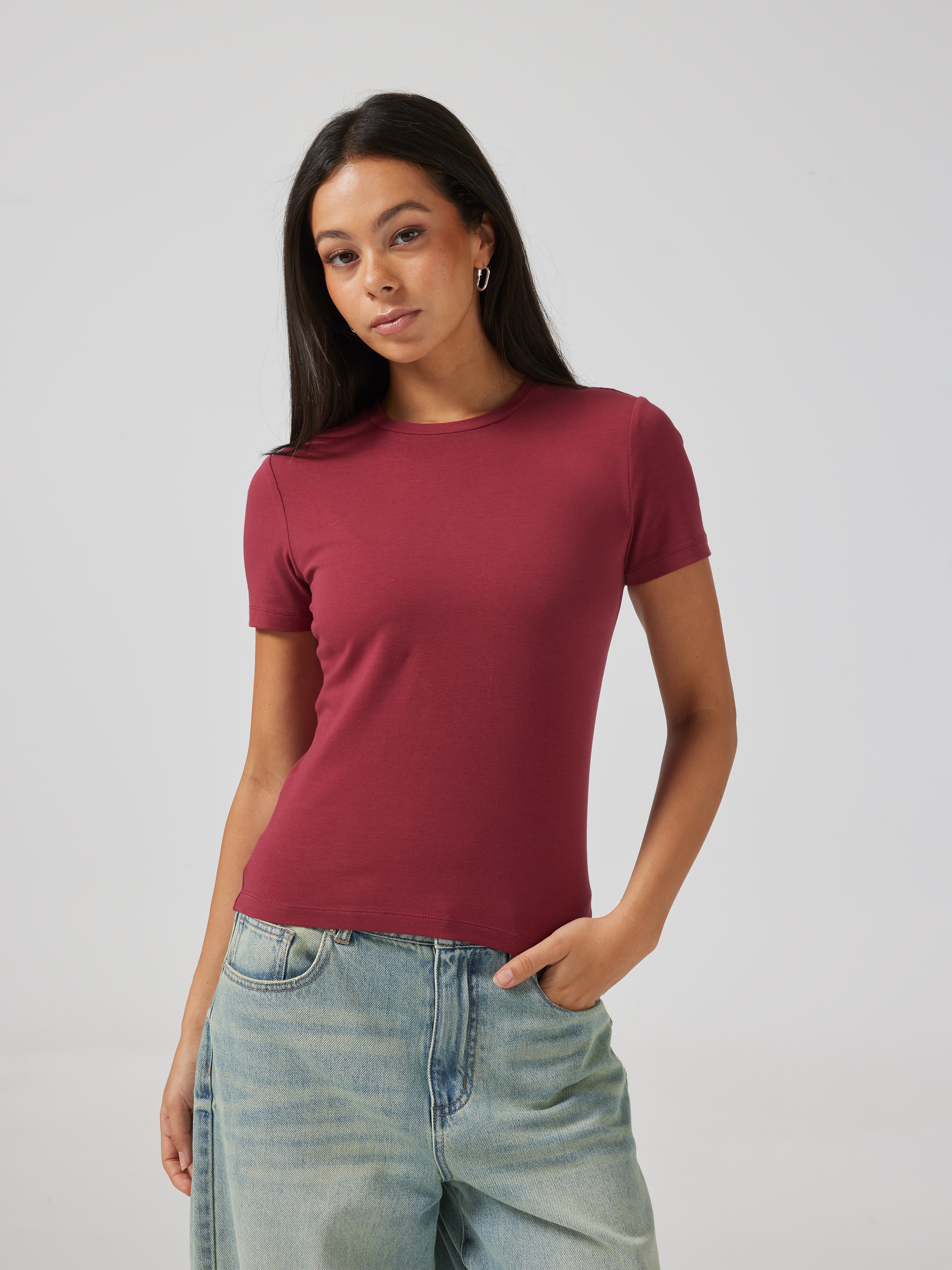 The Fitted Tee - Jay Jays Online