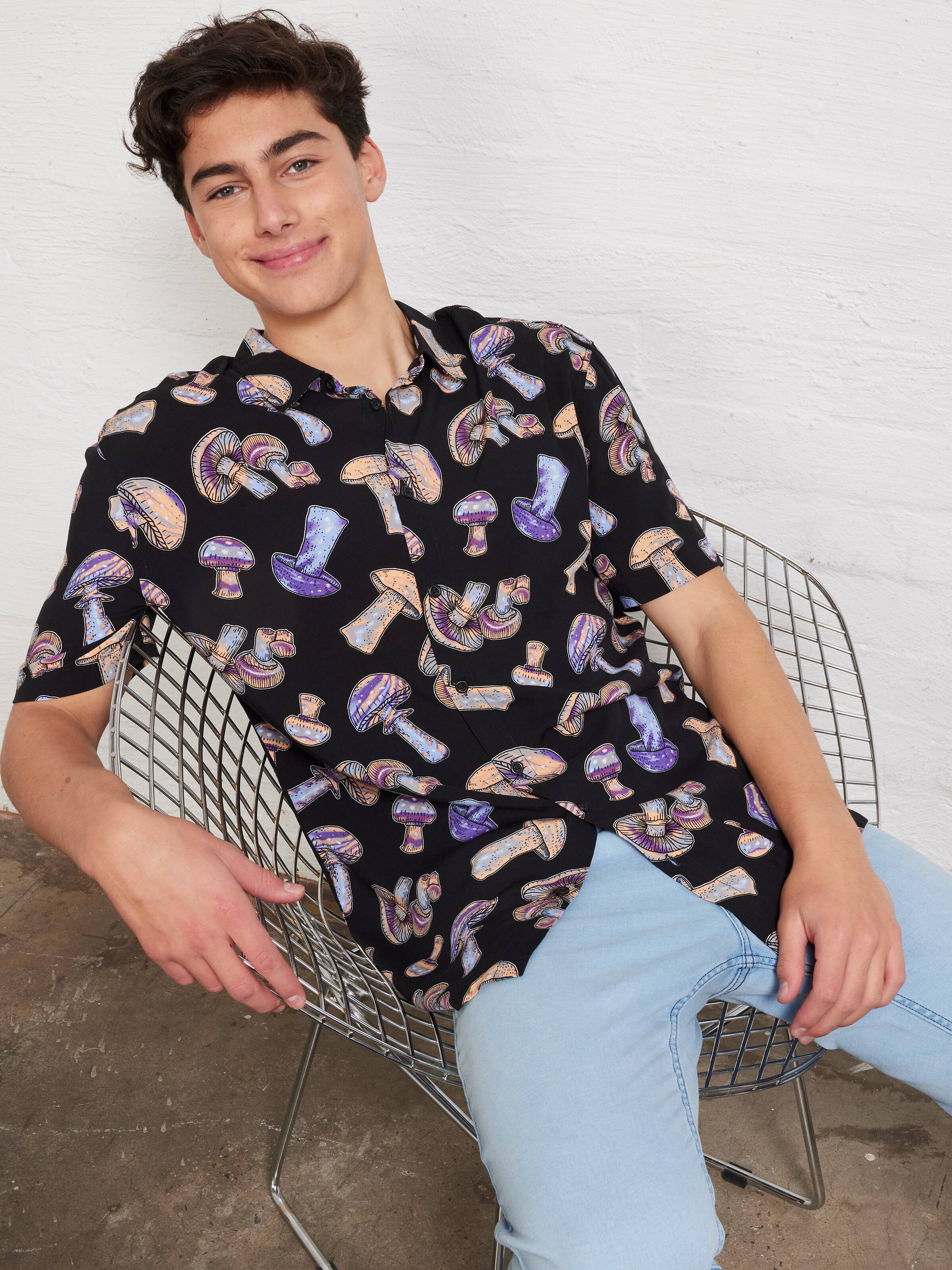 Trippy Mushy Resort Shirt - Jay Jays Online